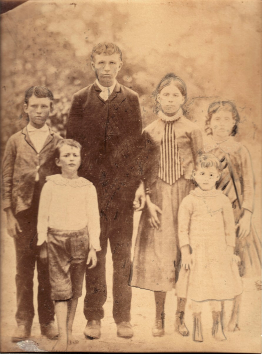 Photographs | Mathews Family History Exchange